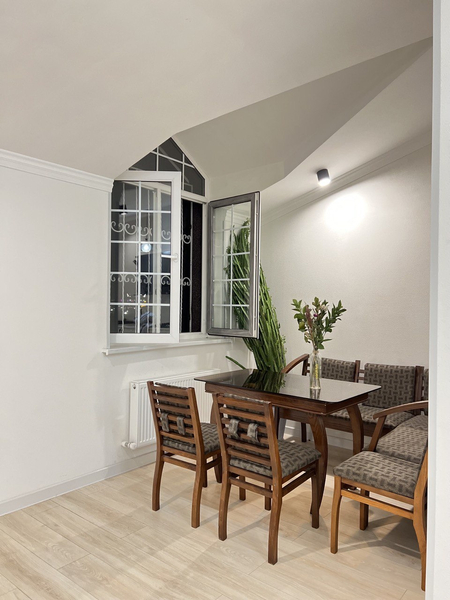 Район: Миробод 
Адрес: Greenwich golden house 
Ориентир: Уз бум

Комна
