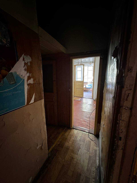Продается 3-х комнатная квартира,без ремонта.86КвМ  3/3/3