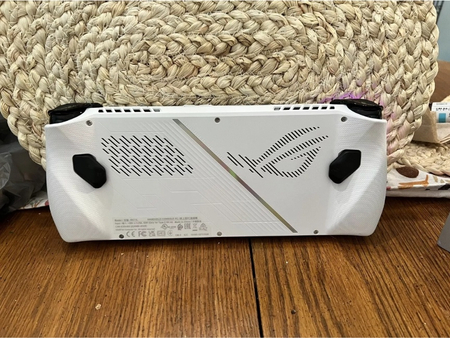 Rog Ally 512 GB + Case + Dock Charger