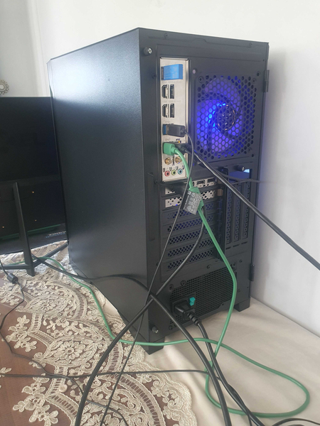 Продаю Современный игровой компьютер и монитор FHD