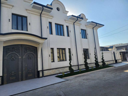Srochniy Sergeli Mashina Bozor ro'parasi 2.7 sotik 6 xona Uchaska