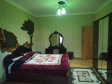 3-комнатная квартира, Дархан (метро Хамид Олимжан)..