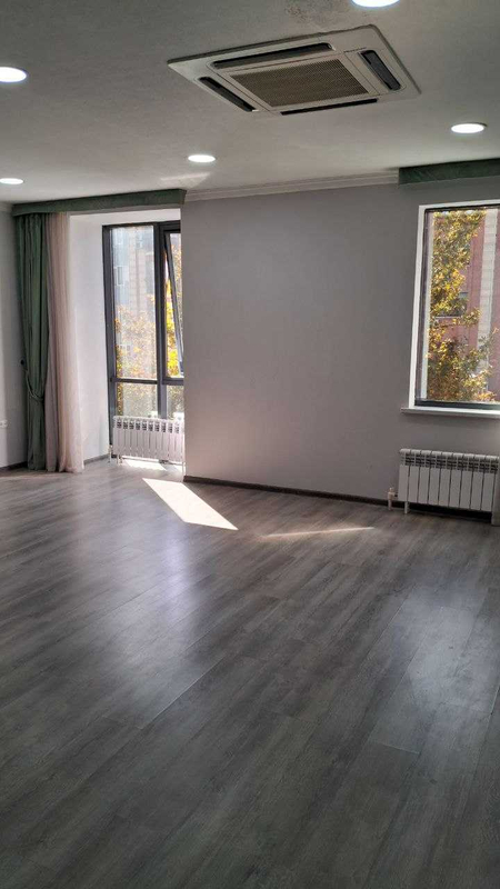 В бизнес-центре NEW LEVEL сдается в аренду 1 кабинет на 5 этаже