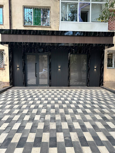 Продаётся Офис / 1-Этаж 35м2 Нежилое / Саламатина