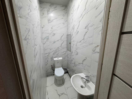 Срочно продаётся 2 х ком 64кв 55,000$
