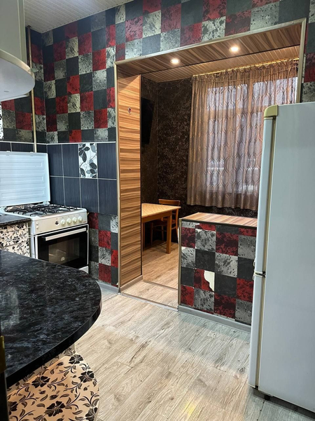 Продам 2 ком юнусабад 12 квартал