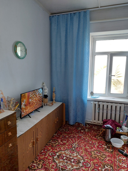 Нуравшан тойтепа центр дом 5 сот, 195 кв.м 4 ком,кухня,столовая,прихож