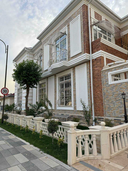 Продается дом  премиальный , роскошный дом центре столицы Никитина