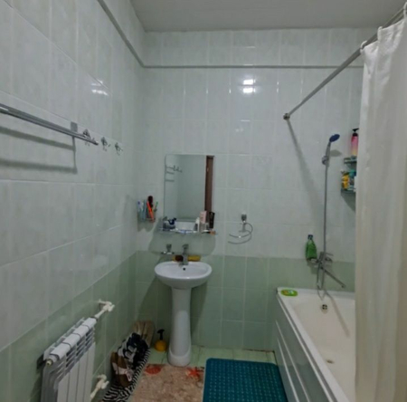 Продаётся квартира Банковский Алмазарский рн  3х