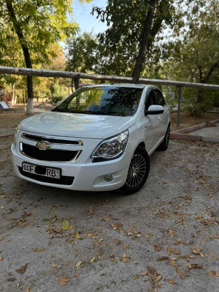 Продается Chevrolet Cobalt 3-позиция