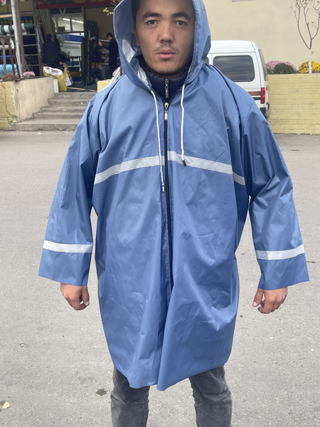 Dojdevik yomg’irda kiyadigan kiyim Dajdavik