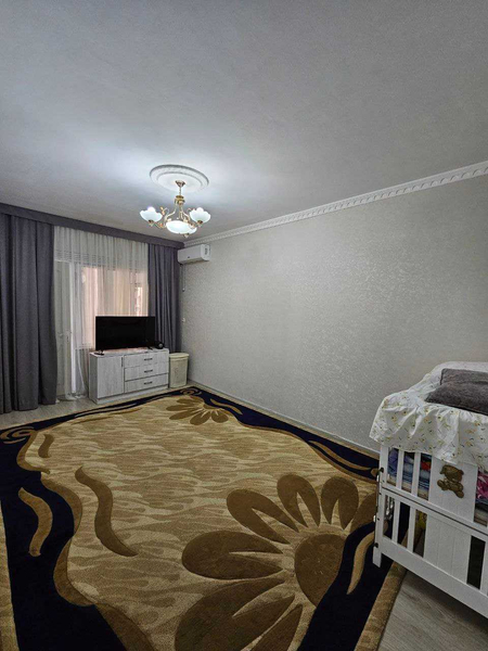 Продается Сергели-5 2/4/9 Балкон: 2*6 Метро-2 С Лифтовий