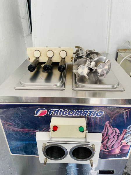 Frezer Frigomatic Muzqaymoq Aparat
