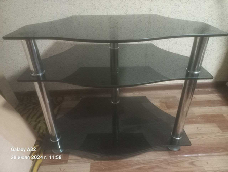 Стеклянная подставка