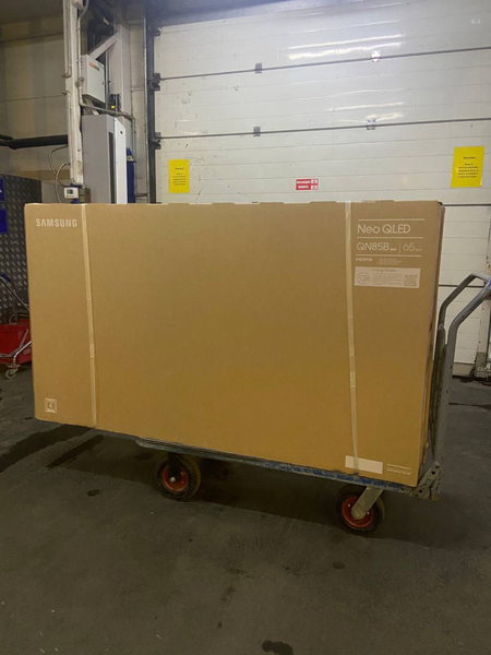 Продаю новый SAMSUNG QE65QN85BAUXCE Гарантия/доставка!