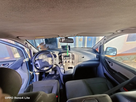 Hyundai garnd starex