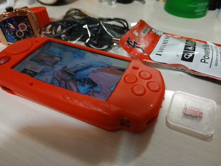 Assalom alekum Psp sotiladi 64gb 2xil proshivka 140ta psp uyini + 110