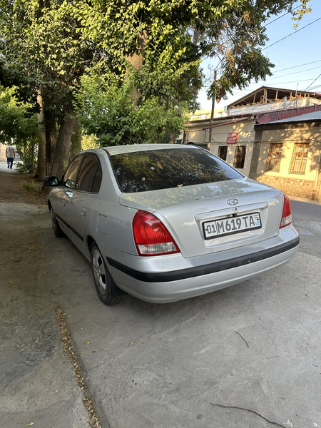 Hyundai elantra 2000 года
