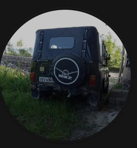 Uaz 469 sotiladi