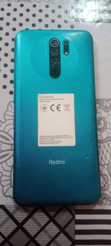 Redmi 9 kafolat 15 kun faqat steklo singan ekran toza karopka dakment