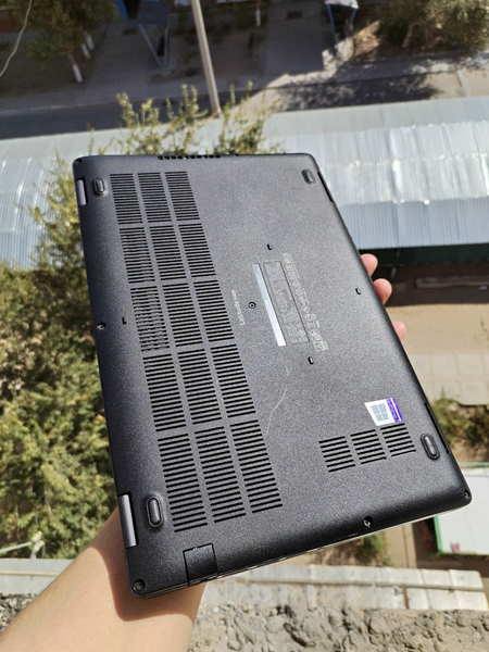 Dell Latitude 5400 (i5 8th Gen, 8/256)