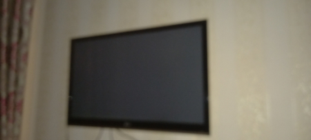 Телевизор LG  43 диагональ