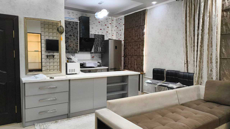 2х комнатная с ремонтом. 66 кв. 88 000$. Ц-12 , Лабзак (РА158290)