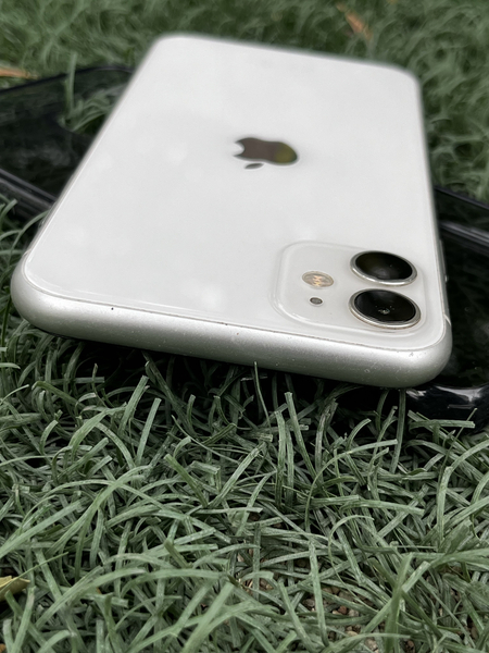 Iphone 11  64 gb