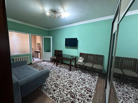 Карасу-4 
1в2/1/5
С мебелью и Техникой
Балкон 2х3
Площадь: 40 м2
Цена: