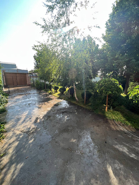 Продаеться Загородный дом-дача.