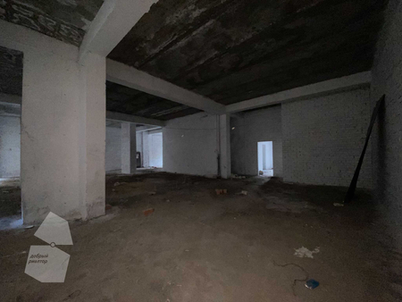 (Добрый) ул. Кичик Бешагач • 250 м² • 1 этаж • Витражи • Парковка