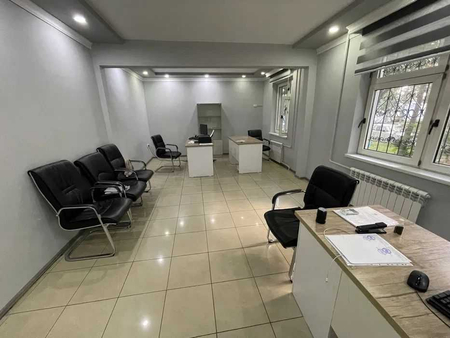 Аренда офиса 120 м² на Юнусабадском районе улица Амир темура  (J2955)
