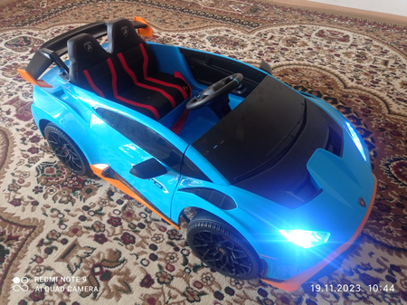 Продается детский автомобиль Ламборджини