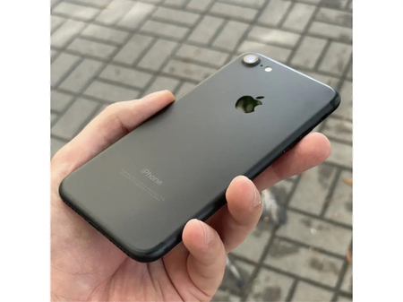 Iphone 7 srochna sotiladi 128gb full komplekt
