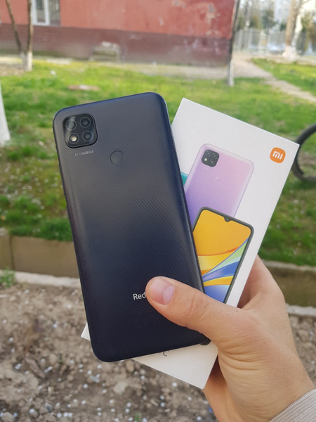 Redmi 9C 4ga 64 xotira dakument karobka radnoy zaryadchik