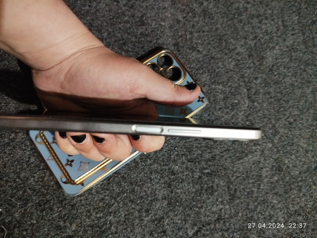 Honor x8 6/128 srochno sotiladi