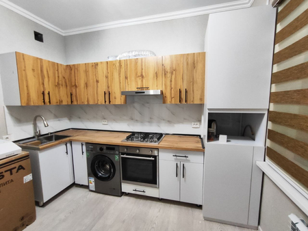 Kuxinni garnetur mebel Zakaz