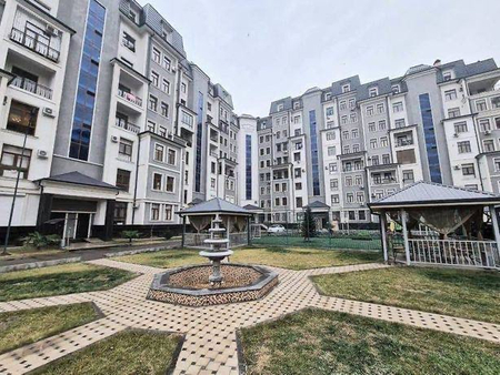 Аренда Femily hause 4 комн квартира новостройка