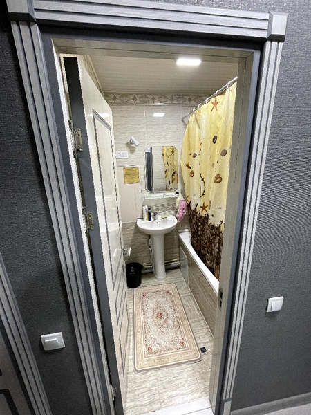 Сдаю свою квартиру,на Чиланзаре  9/2/1, площадь: 74 кв.м. Евро ремонт,