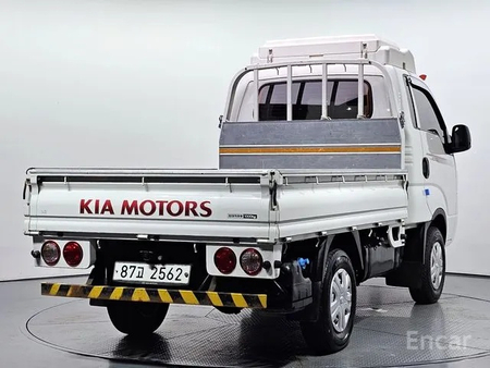 Kia Bongo 1tonnali super cabin 4WD