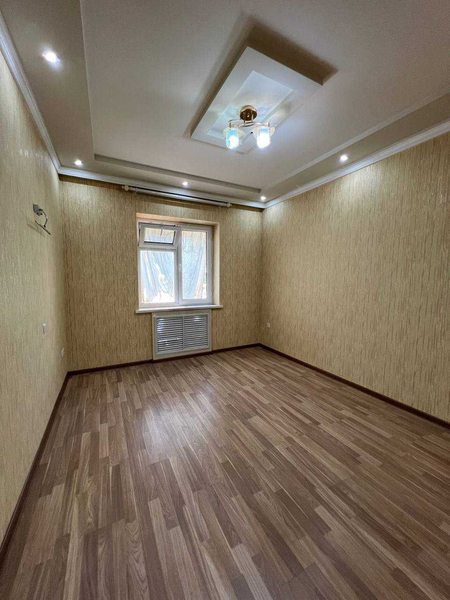 Срочно продается 4-х комн квартира в Куйлюк массив-5, 4/2/5