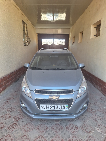 Chevrolet spark avtomat
