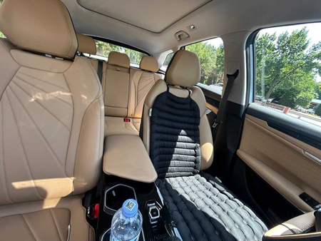 Продаю Geely Atlas L