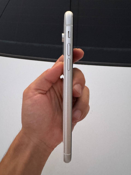 Iphone XR xolati yaxshi
