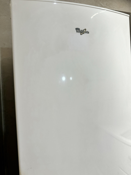 Холодильник Whirpool WBE 3414E