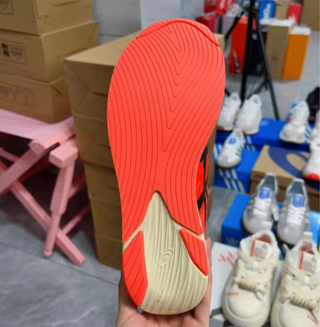 Беговые кроссовки asics