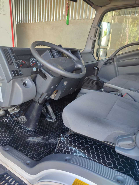 ISUZU юк автомашинаси сотилади