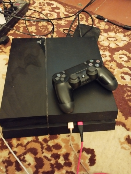 Playstation 4 fat