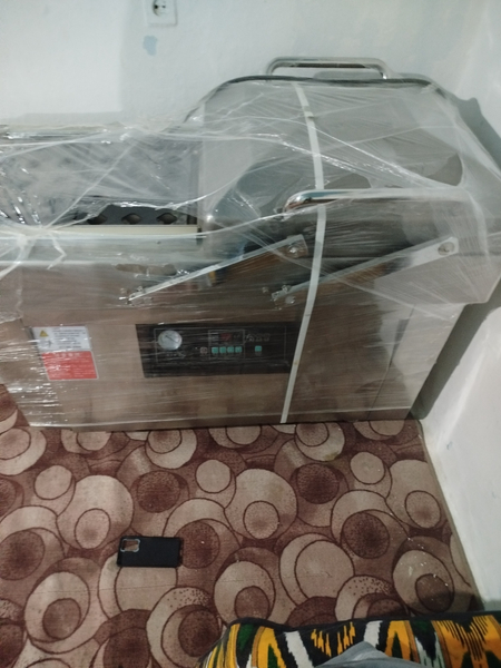 Вакуум аппарат сотилади 200$