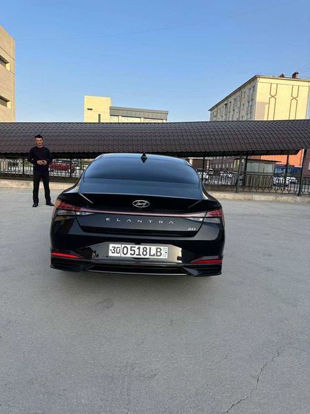 Hyundai elantra 2022